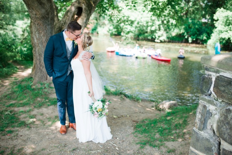 GoggleWorks Wedding | Kristen + John | Alison Dunn Photography