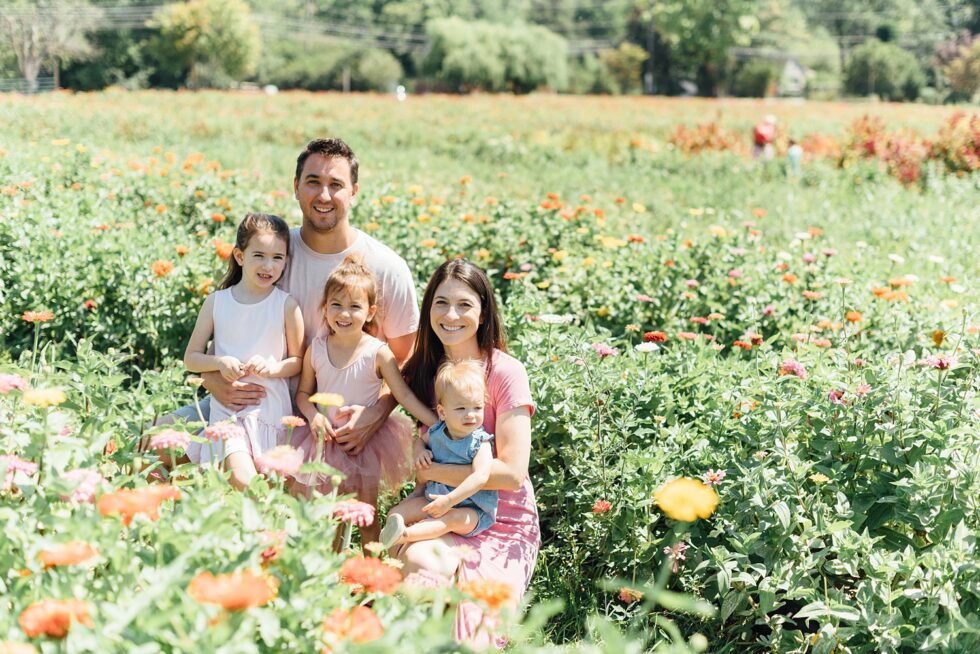 Maple Acres Flower Farm Mini-Sessions | Alison Dunn Photography