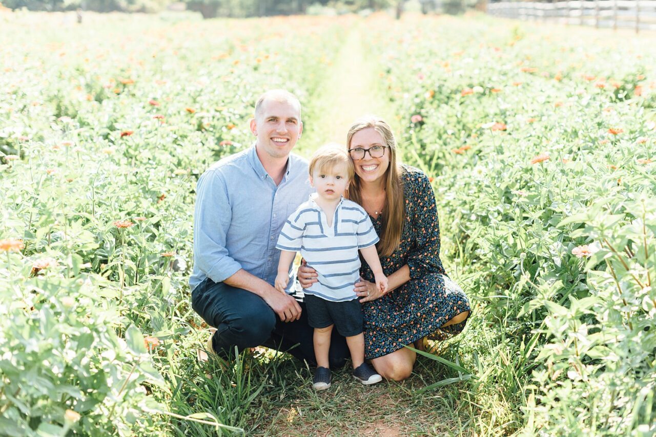 Maple Acres Flower Farm Mini-Sessions | Alison Dunn Photography