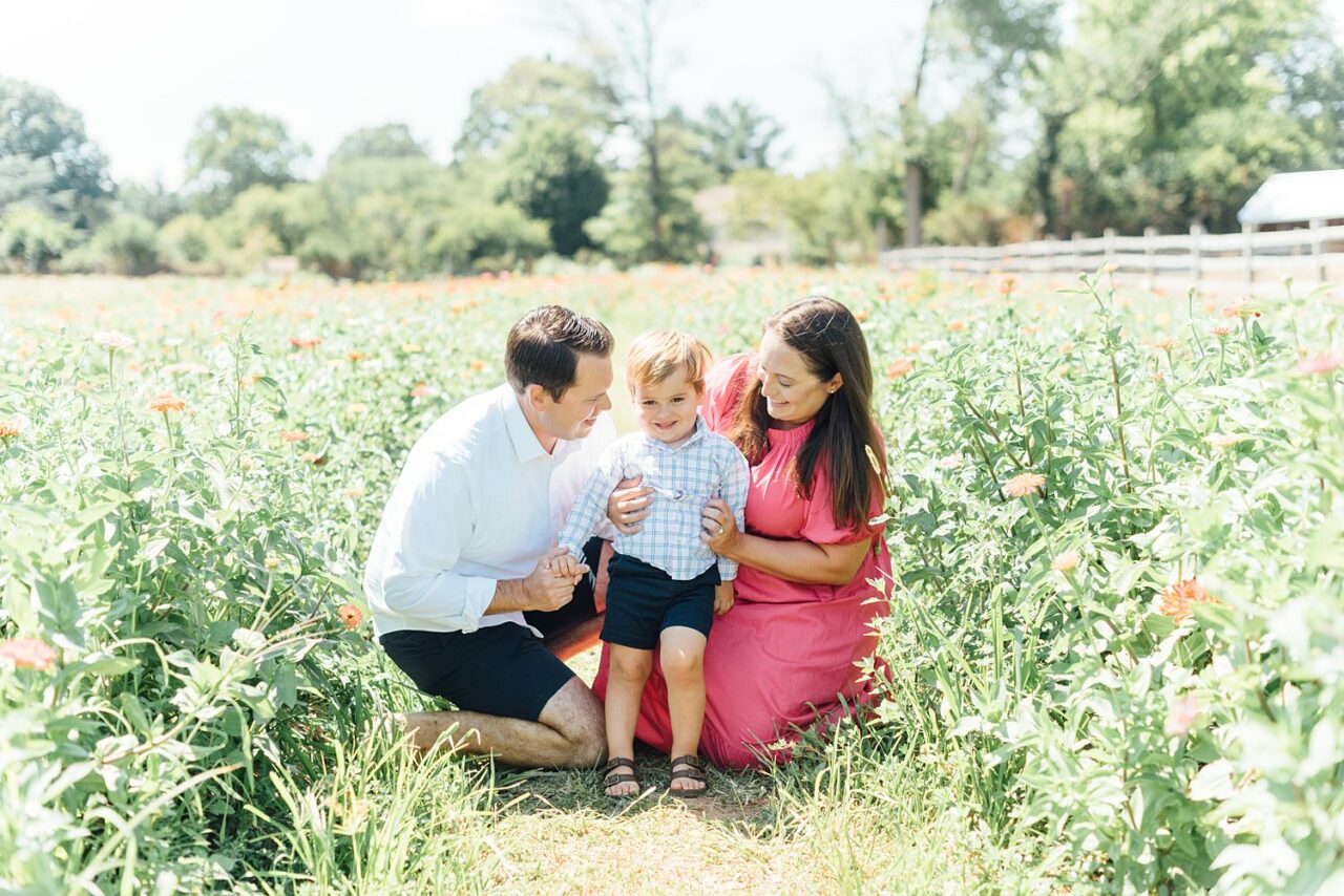 Maple Acres Flower Farm Mini-Sessions | Alison Dunn Photography